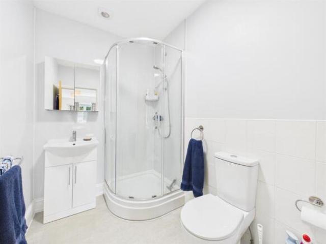 2 bedroom apartment for sale in Spruce Avenue, Lancaster, LA1
