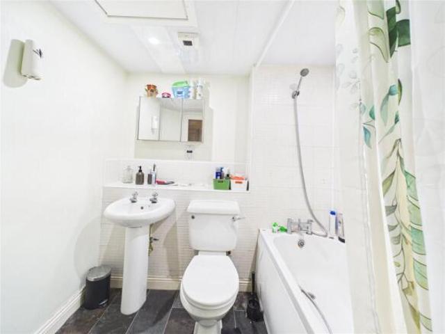 2 bedroom apartment for sale in Squires Court, Bedminster, BRISTOL, BS3