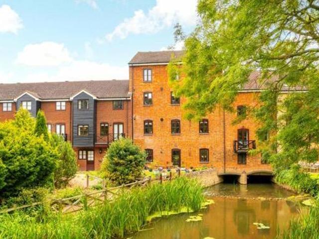 2 Bedroom Apartment For Sale In Turvey, Bedfordshire