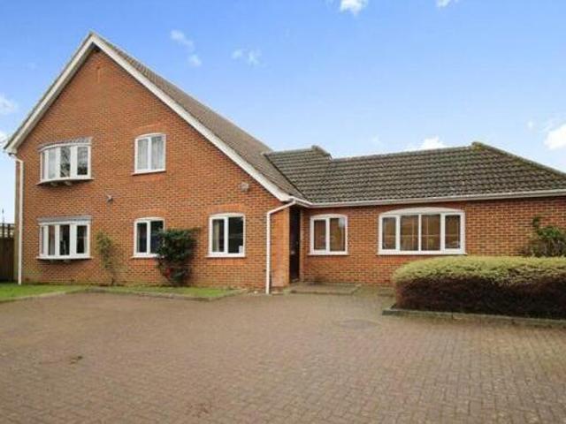 2 Bedroom Apartment For Sale In Twyford