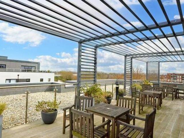 2 Bedroom Apartment For Sale In Taunton