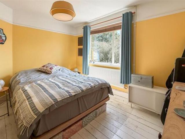 2 bedroom apartment for sale in Tavistock Avenue, St. Albans, Hertfordshire, AL1