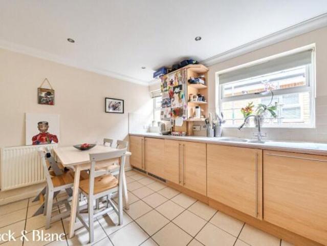 2 bedroom apartment for sale in The Avenue, Beckenham, BR3