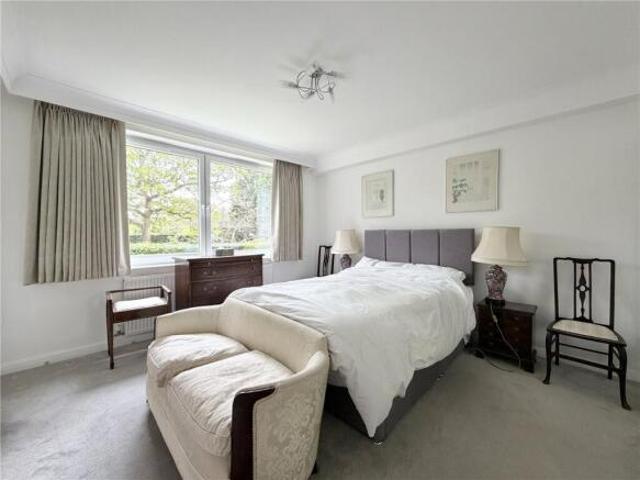 2 bedroom apartment for sale in The Avenue, Poole, Dorset, BH13