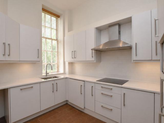 2 bedroom apartment for sale in The Brownings, Beningfield Drive, Napsbury Park, St Albans, AL2 1GH, AL2