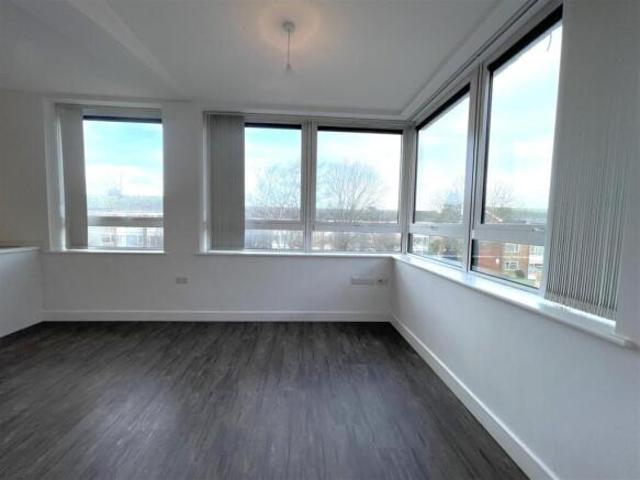 2 bedroom apartment for sale in The Causeway, Worthing, BN12