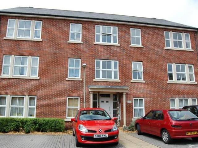 2 bedroom apartment for sale in The Courtyard, London Road, GLOUCESTER, GL1