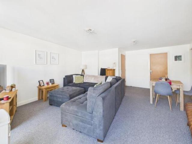 2 bedroom apartment for sale in The Dale, Woodseats, S8 0PW, S8