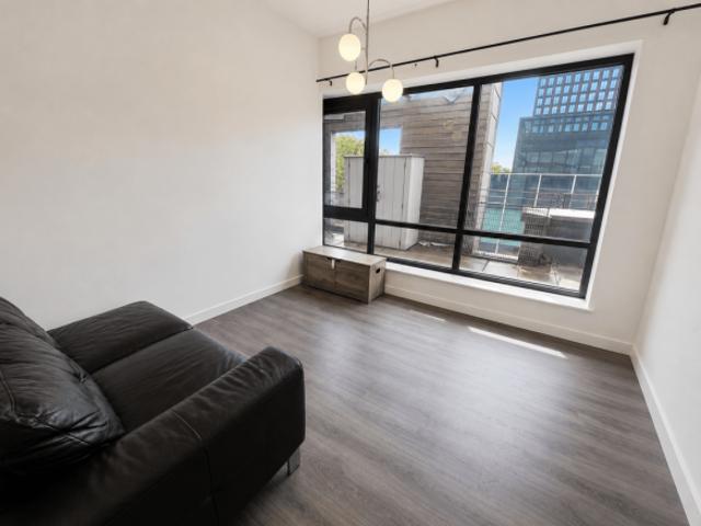2 bedroom apartment for sale in The Eighth Day, Oxford Rd, Manchester. M1 7DU, M1