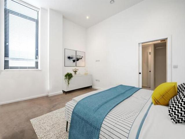 2 bedroom apartment for sale in The Exchange, Poplar Road, Solihull, B91