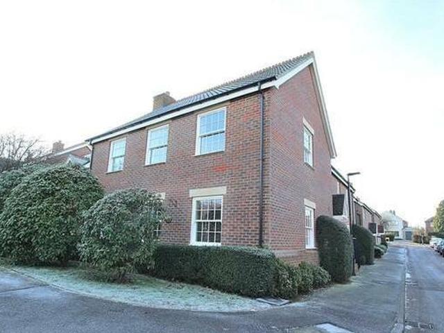 2 bedroom apartment for sale in The Furlong Oakley Beds MK43