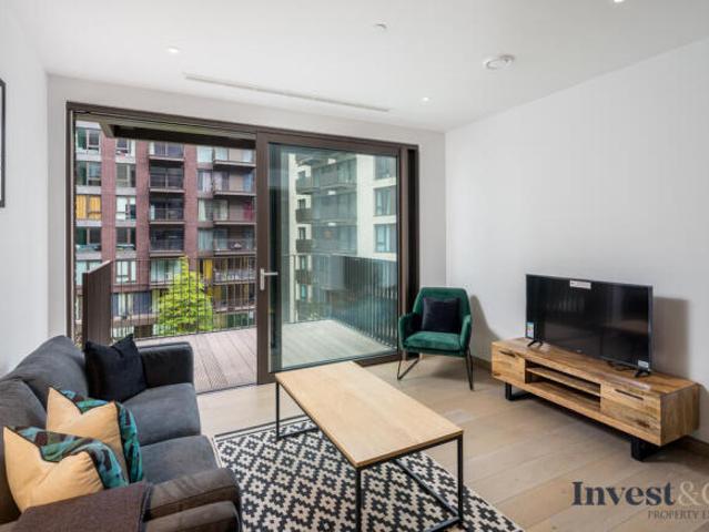 2 bedroom apartment for sale in The Legacy Building, Embassy Gardens SW11