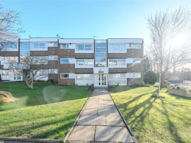 2 bedroom apartment for sale in The Moorlands, Leeds, West Yorkshire, LS17