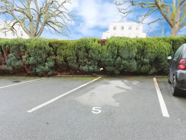 2 bedroom apartment for sale in The Park, Cheltenham, Gloucestershire, GL50