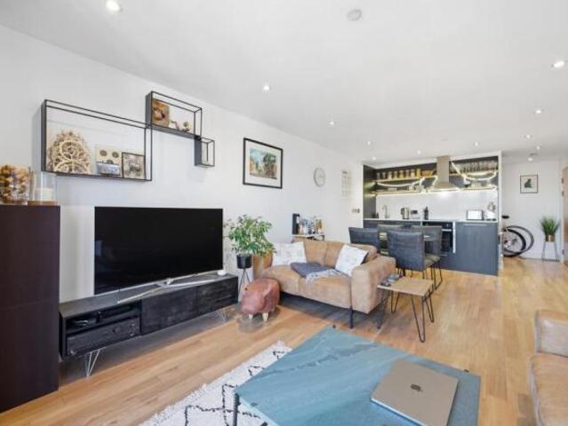 2 bedroom apartment for sale in The Ropewalk, Nottingham, NG1
