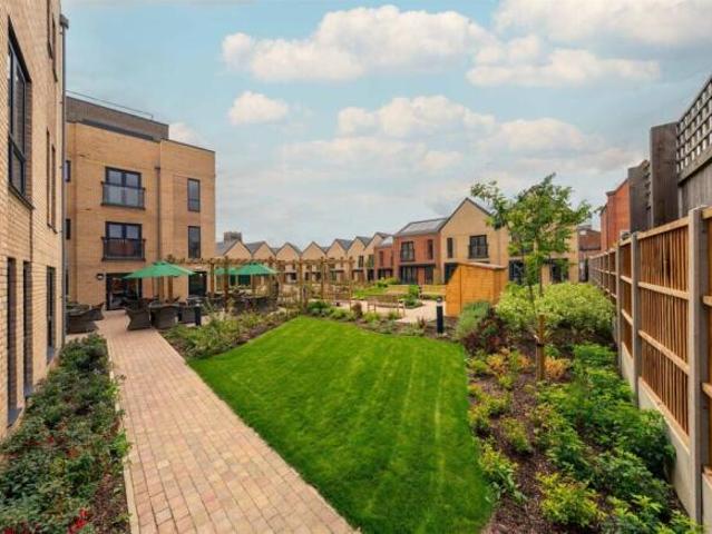 2 bedroom apartment for sale in Thomas Wolsey Place, Lower Brook Street, Ipswich, IP4 1AL, IP4