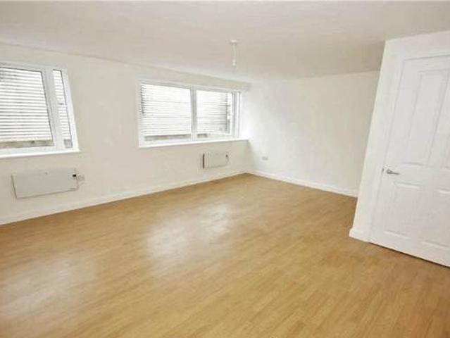 2 bedroom apartment for sale in Town Centre Hatfield AL10