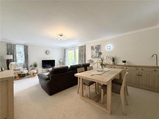 2 bedroom apartment for sale in Tower Road, Branksome Park, Poole, Dorset, BH13
