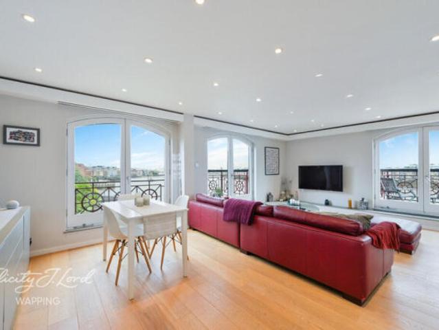 2 bedroom apartment for sale in Trafalgar Court, Wapping Wall, London E1W