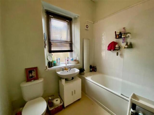 2 bedroom apartment for sale in Trelawney Road, Cotham, Bristol, BS6