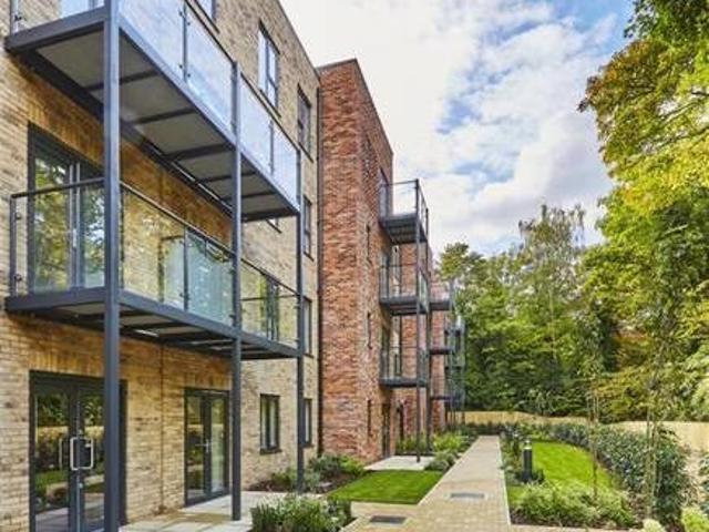 2 bedroom apartment for sale in Troutbeck Road Sheffield S7 2QA S7