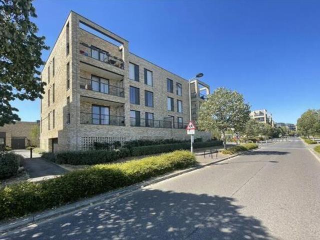 2 Bedroom Apartment For Sale In Trumpington, Cambridge