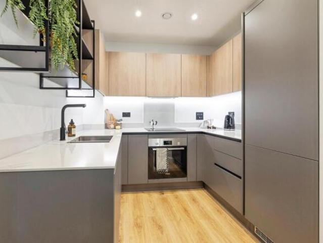 2 bedroom apartment for sale in Union Court, The Exchange, Watford, WD24