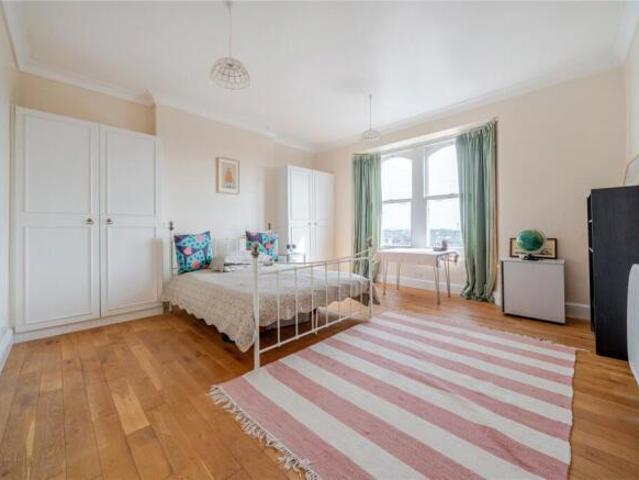 2 bedroom apartment for sale in Upper Belgrave Road, Clifton, Bristol, BS8
