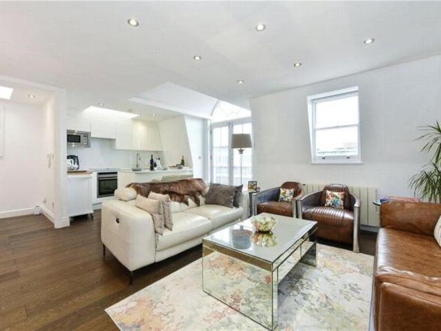 2 bedroom apartment for sale in Upper Berkeley Street, Marylebone, W1H