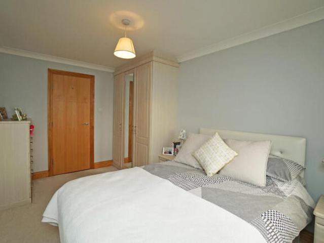 2 bedroom apartment for sale in Victory House, Port Solent, PO6
