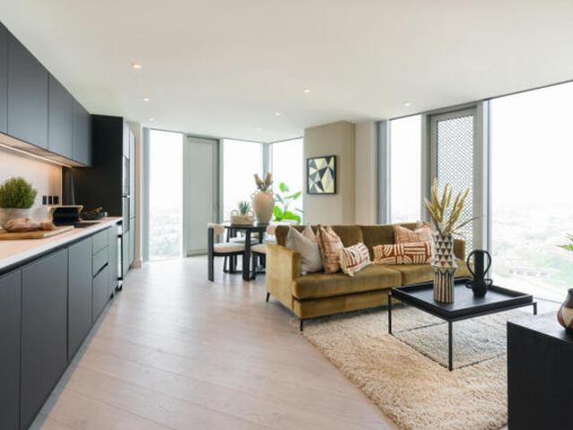 2 bedroom apartment for sale in Vista River Gardens, Trinity Way, Manchester, M3