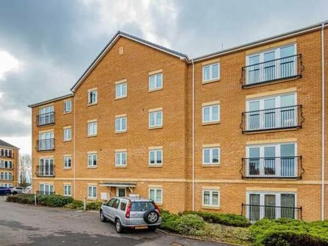 2 bedroom apartment for sale in Wyncliffe Gardens Pentwyn CF23