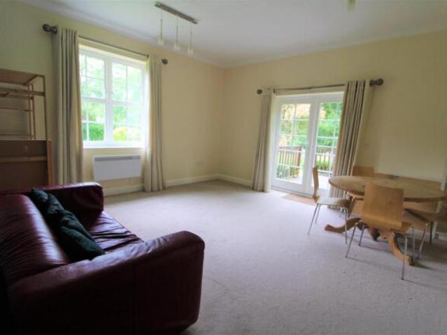 2 bedroom apartment for sale in Wainbody House, Stoneleigh Road, Gibbet Hill, Coventry, CV4