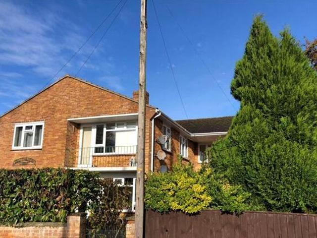 2 Bedroom Apartment For Sale In Walkford, Christchurch