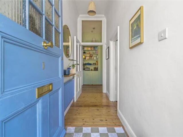 2 bedroom apartment for sale in Walpole Gardens, Twickenham, TW2