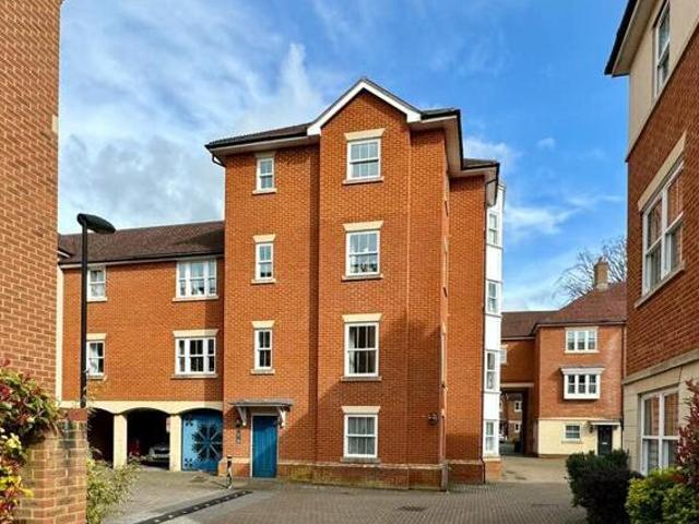 2 Bedroom Apartment For Sale In Wantage