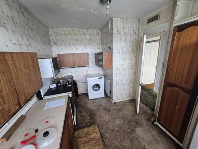 2 bedroom apartment for sale in Warley Mount, Warley, Brentwood, CM14