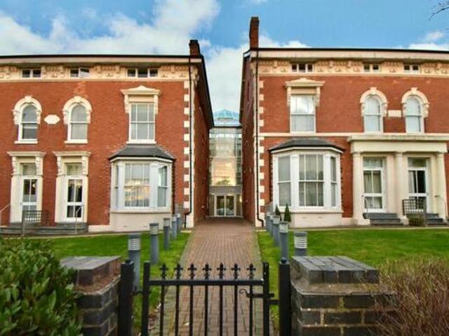 2 Bedroom Apartment For Sale In Warwick Road