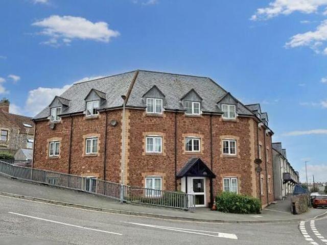 2 Bedroom Apartment For Sale In Watchet, Somerset