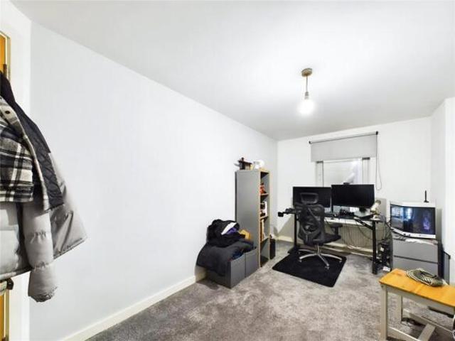 2 bedroom apartment for sale in Waterfront Plaza, Nottingham, NG2
