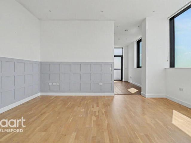 2 bedroom apartment for sale in Waterhouse Court, Chelmsford, CM1