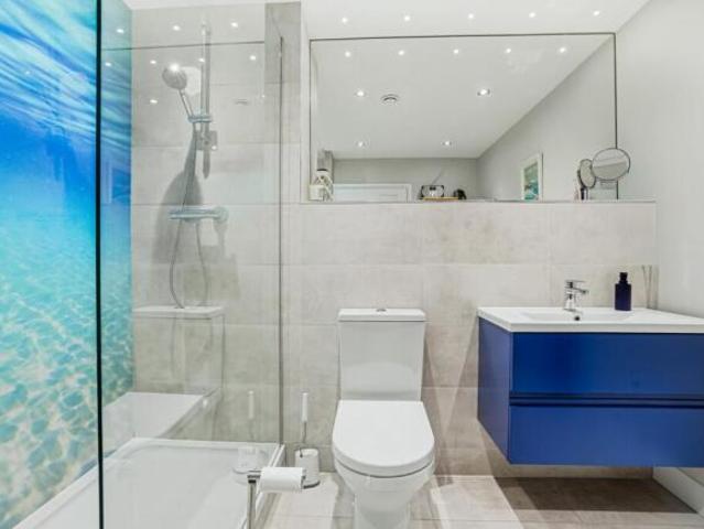 2 bedroom apartment for sale in Waterside, 135 Eastern Esplanade, Southend On Sea, Essex, SS1