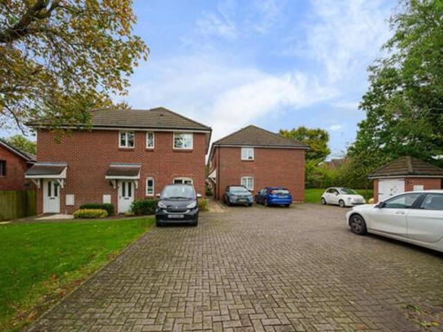 2 Bedroom Apartment For Sale In Watford