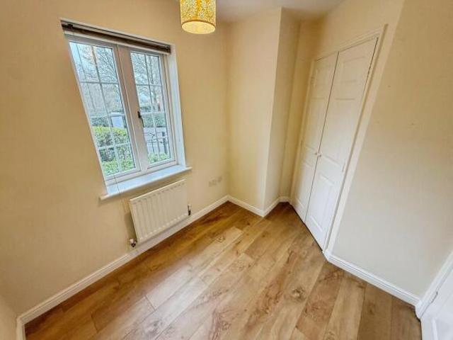2 bedroom apartment for sale in Wedderburn Avenue, RG22