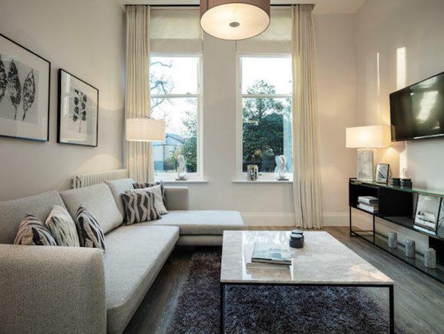 2 bedroom apartment for sale in Weedon Road, Northampton, NN5 4UX, NN5