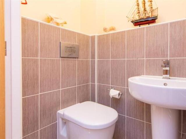 2 bedroom apartment for sale in Welford Road, Northampton, NN2