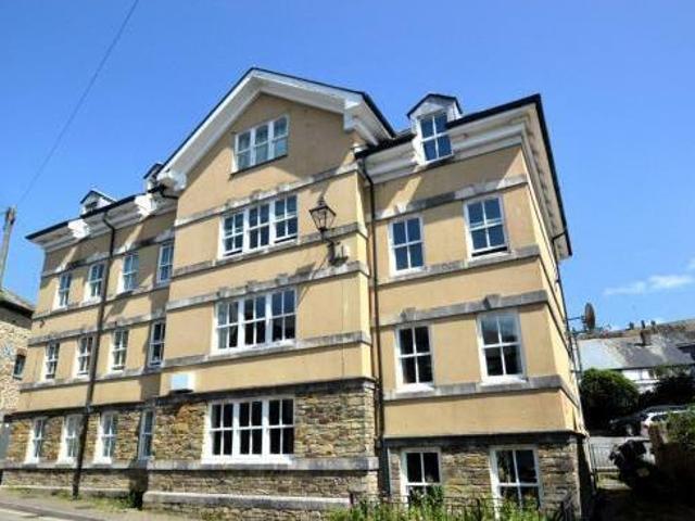 2 Bedroom Apartment For Sale In Well Lane, Liskeard
