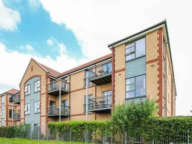 2 bedroom apartment for sale in Wellbrook Way Girton CB3