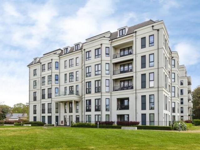 2 bedroom apartment for sale in West Cliff Road, BOURNEMOUTH, BH2