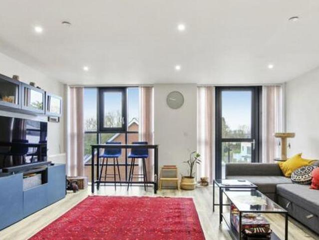2 Bedroom Apartment For Sale In West Drayton